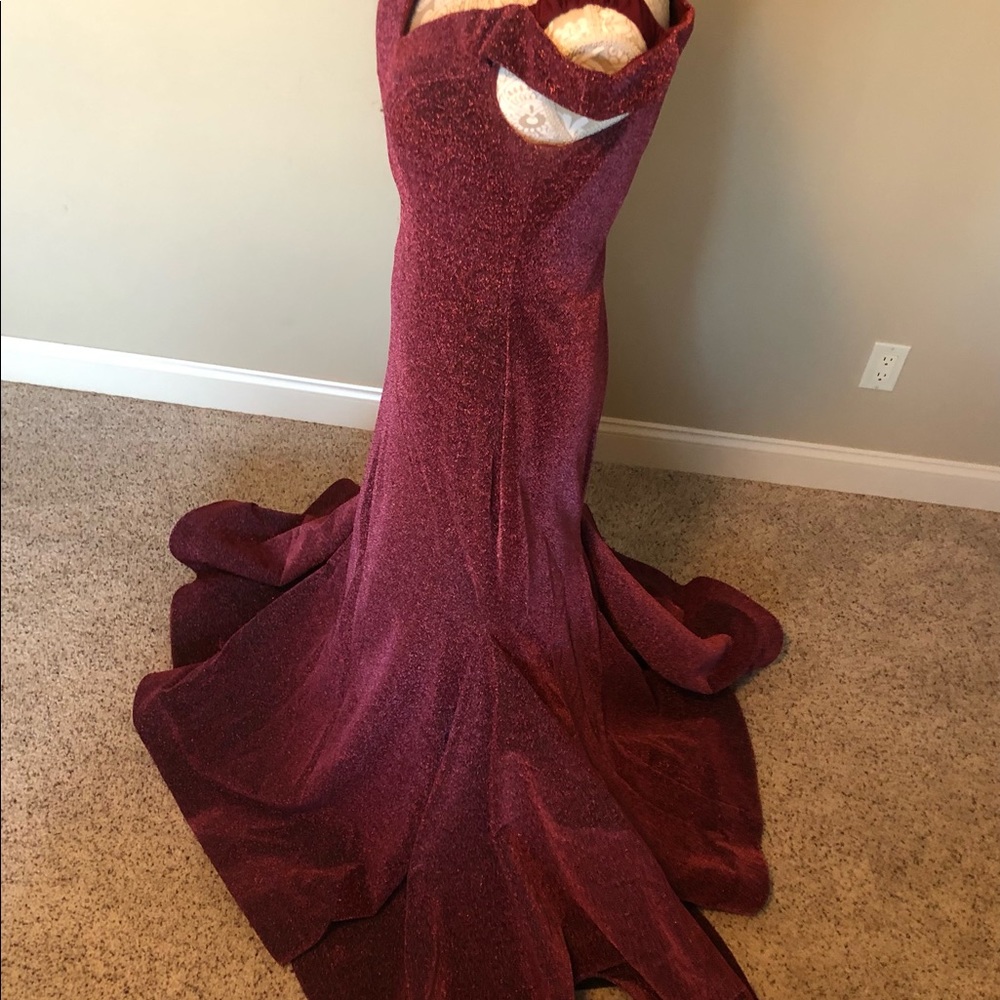 Ava Presley Formal Dress. Burgundy Stretch Off The Sh… - Gem